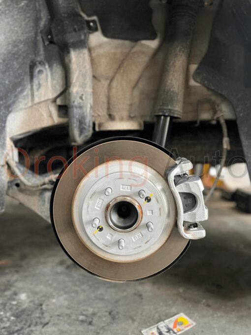 Ốp Heo Dầu Brembo Cho Hyundai Custin Nổi Bật, Thể Hiện Cá Tính Thể Thao